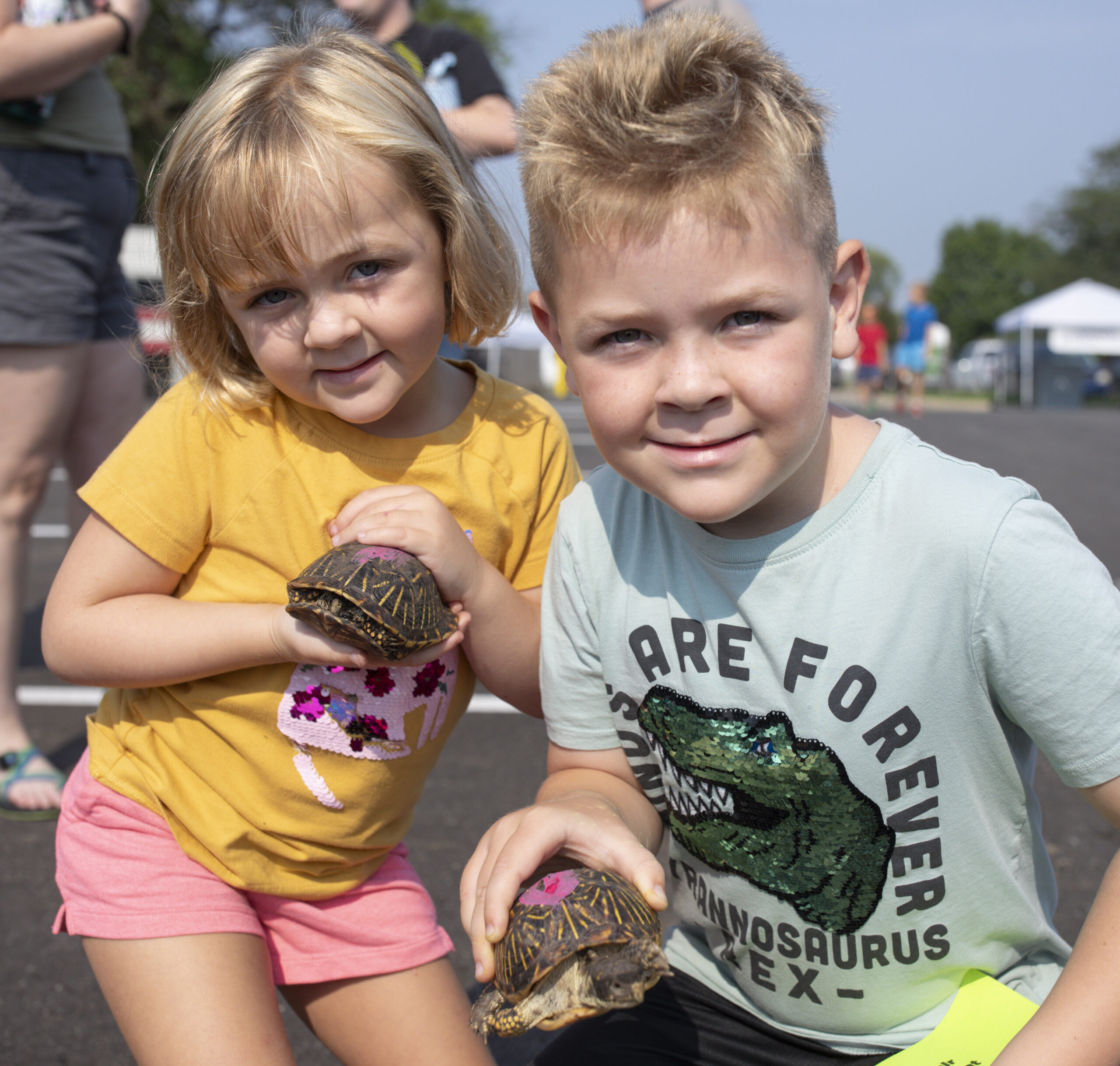 Turtles, tractors, teamwork: Scenes from the last day of the 2025 ...